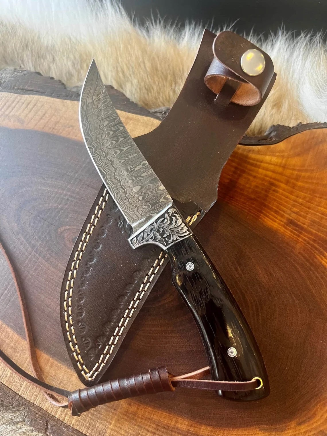 Custom Handmade Damascus Hunting Skinning Knife with Sheep Horn Handle ...