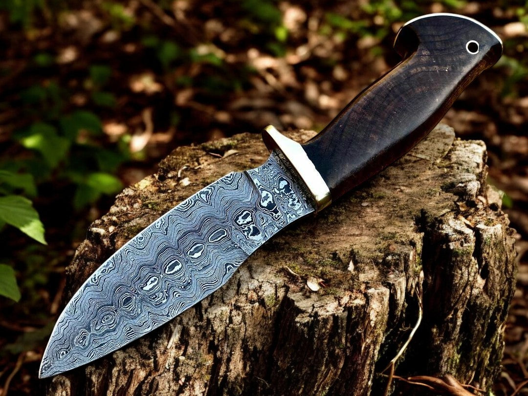 Stormborn – Custom Hunting Knife with Damascus Blade – SCY-Dist.com